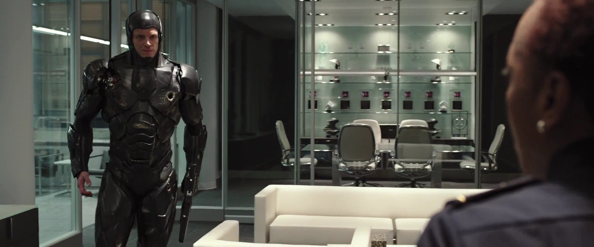 Screencaps - RoboCop 0868 - The Kinnaman Squad - Photo Gallery